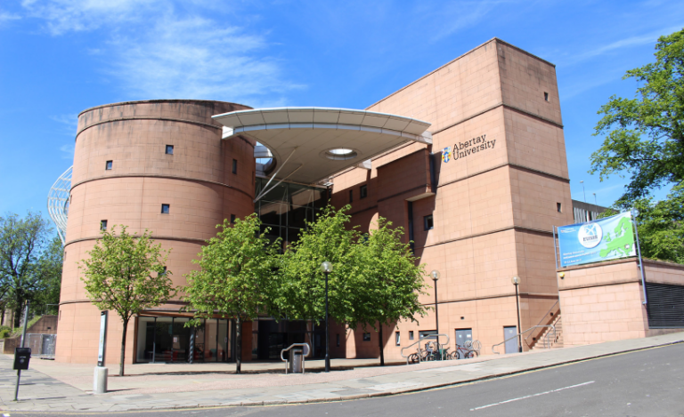 What Is a Flexible Master's Degree? Study at Your Own Pace